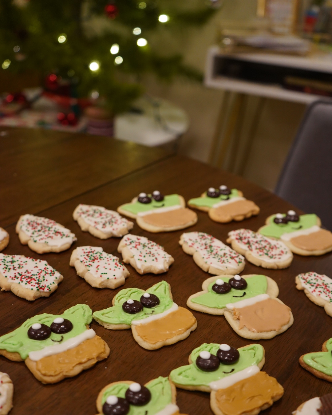 Easy Baby Yoda Cookies with Angel Cookie Cutter » Bonjour Becky